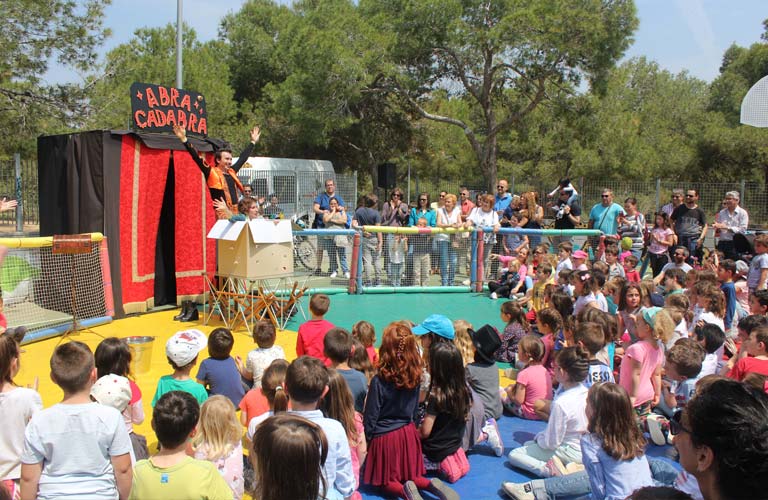 Centenares de niños disfrutan cada fin de semana de los espectáculos de ... Centenares de niños disfrutan cada fin de semana de los espectáculos de ...