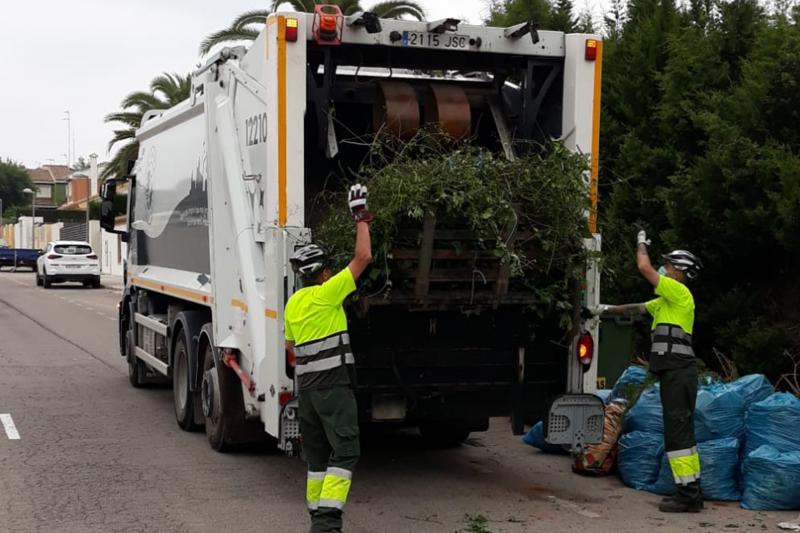 Paterna refuerza el servicio de recogida de poda durante la época ... Paterna refuerza el servicio de recogida de poda durante la época ...